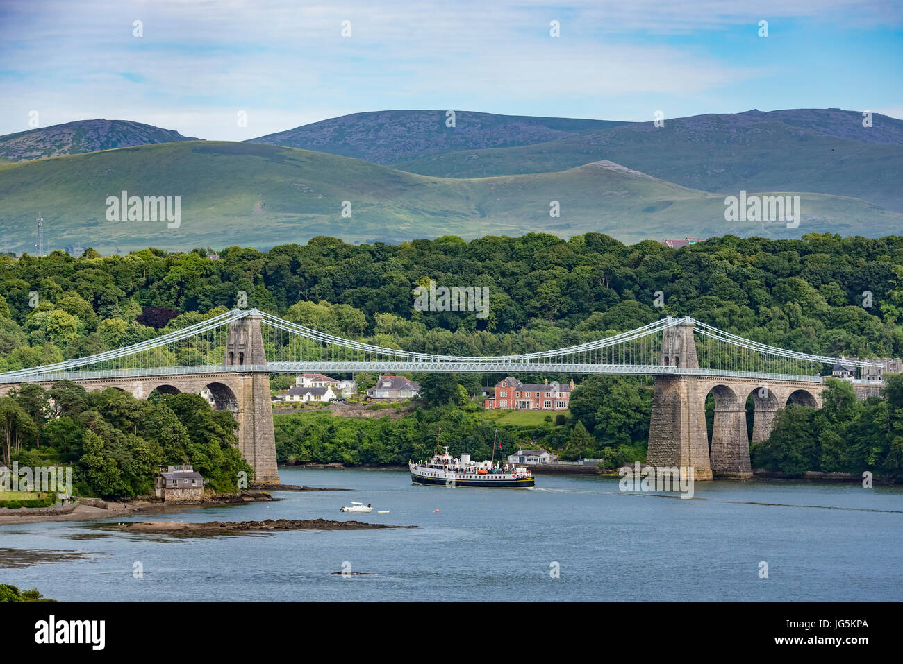 Menai srtaits bridge MV Balmoral Stock Photo - Alamy