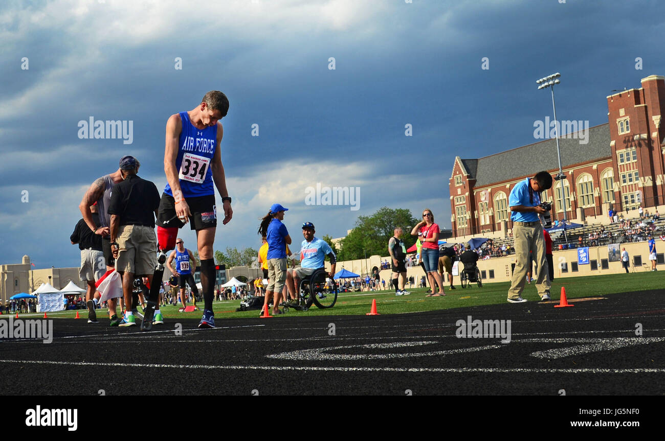 U.S. Air Force veteran Adam Popp, a former explosive ordnance disposal ...