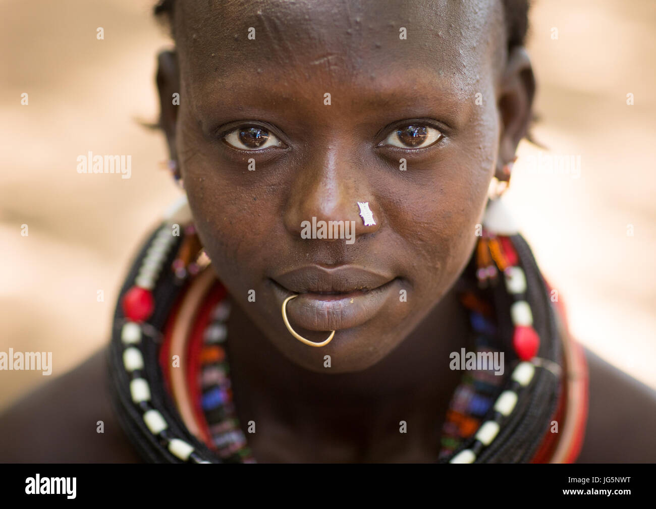 Portrait of a sudanese Toposa tribe girl refugee, Omo Valley, Kangate ...
