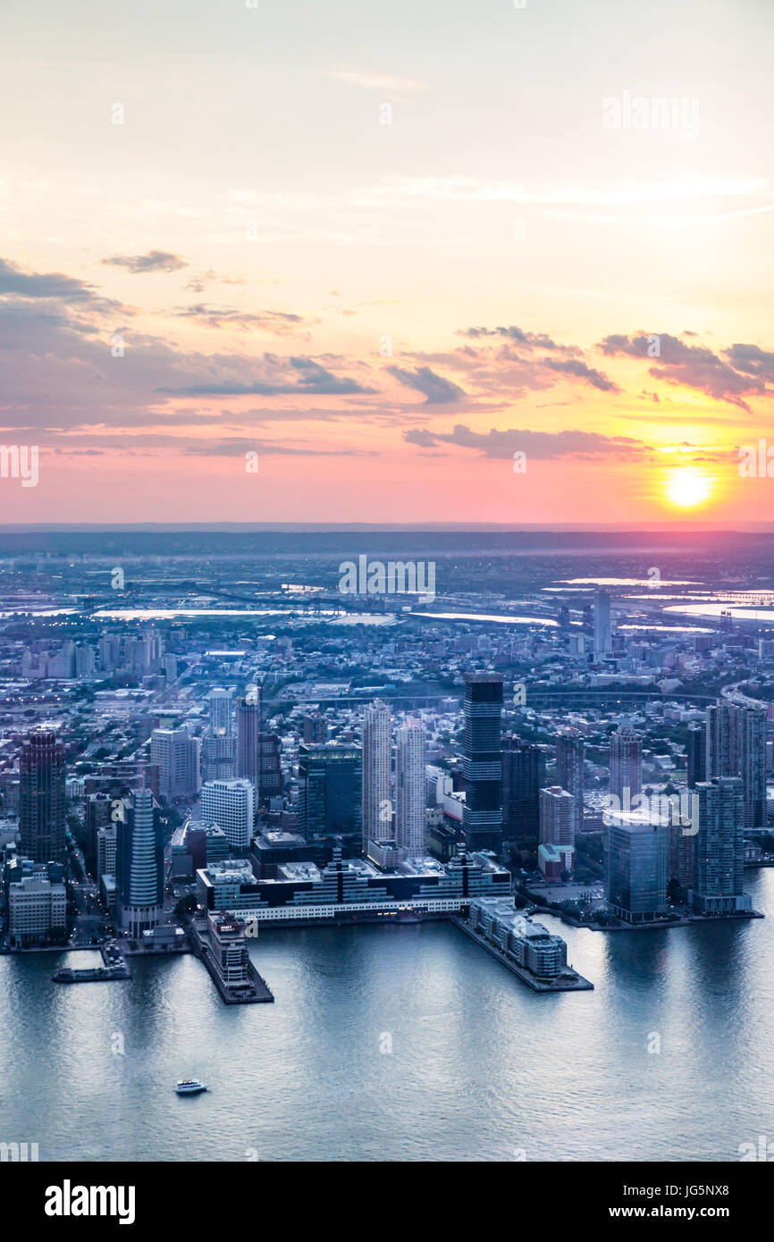 New Jersey skyline with sunset over Jersey City Stock Photo - Alamy