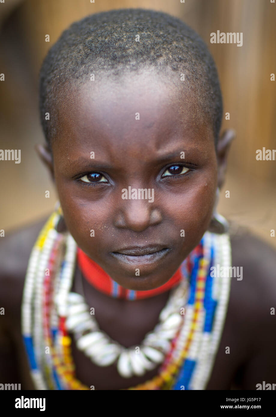 Portrait of an Erbore tribe girl, Omo valley, Murale, Ethiopia Stock ...