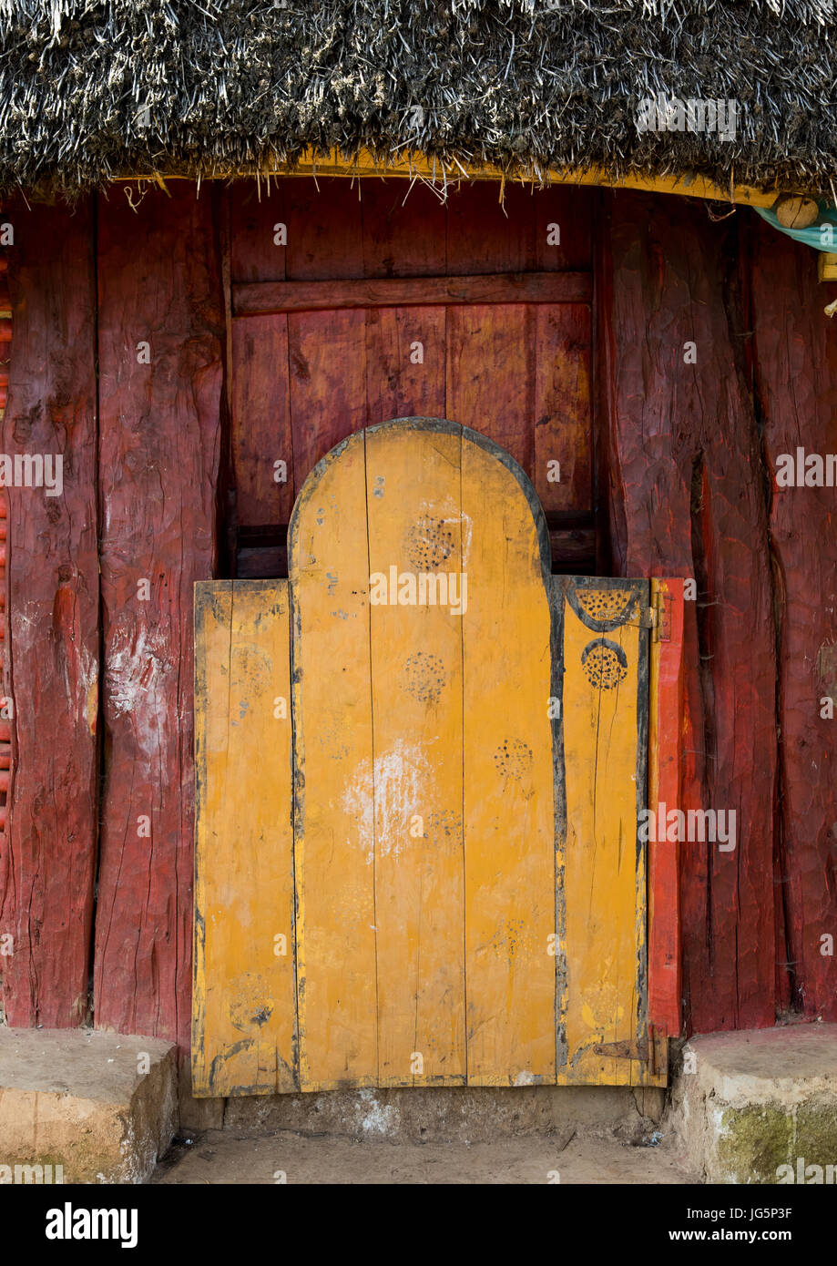 Gurage traditional wooden door, Gurage Zone, Butajira, Ethiopia Stock ...