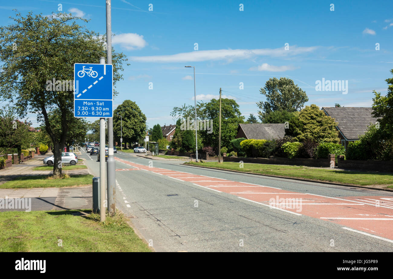 Cycle Lane Sign High Resolution Stock Photography and Images - Alamy