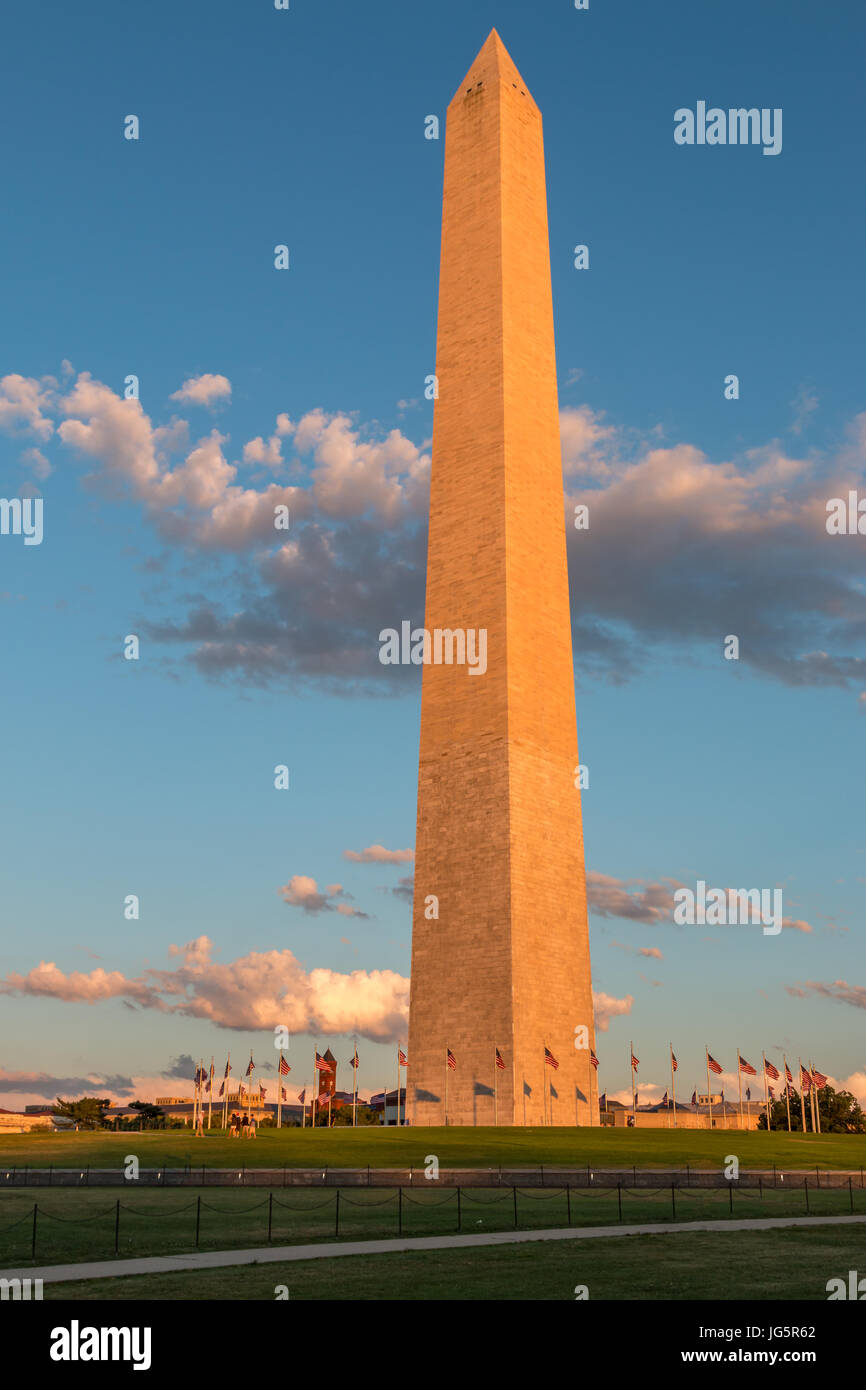 Obelisk timelapse hi-res stock photography and images - Alamy
