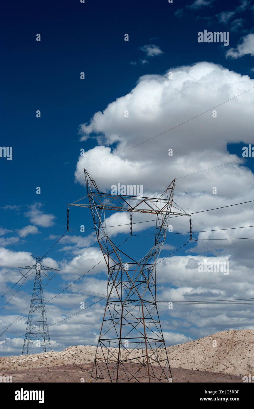 Power lines in desert hi-res stock photography and images - Alamy