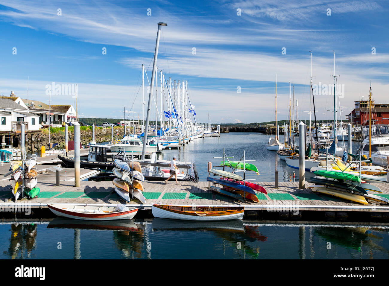 Washington sailing marina hi-res stock photography and images - Alamy