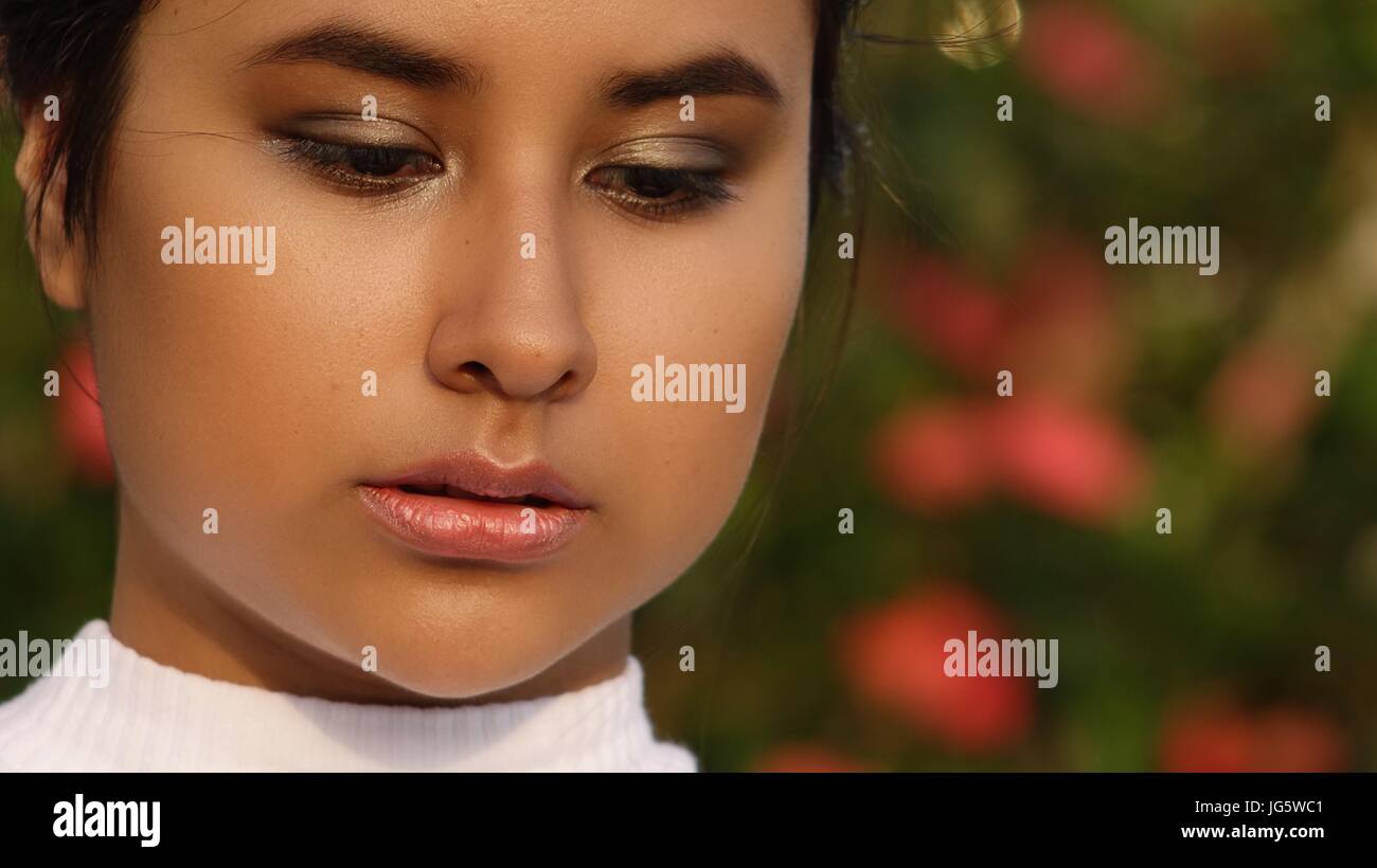 Confused Girl Teenager Stock Photo - Alamy