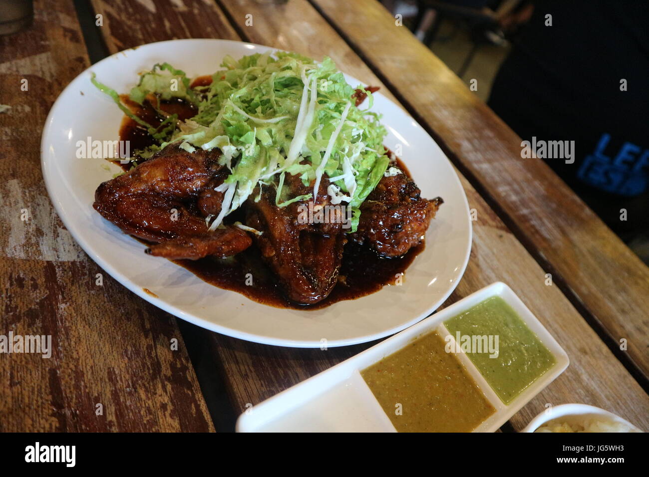 Chicken in manila philippines hi-res stock photography and images - Alamy