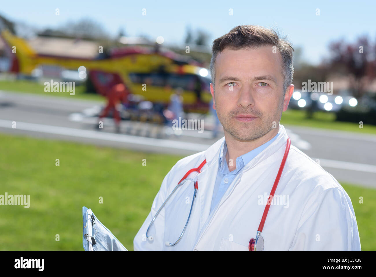Doctor emergency response vehicle hi-res stock photography and images ...