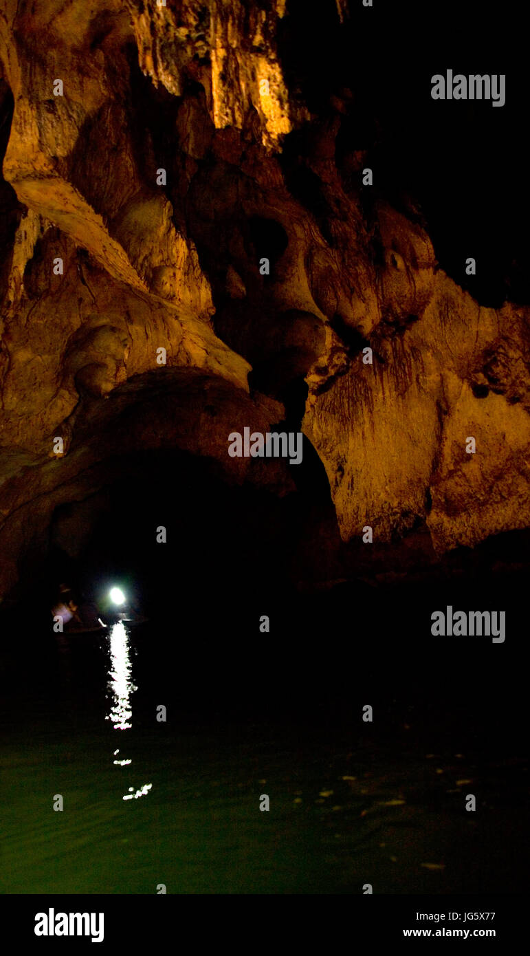 Light the lamp in the cave can be seen in the darkness under the ...