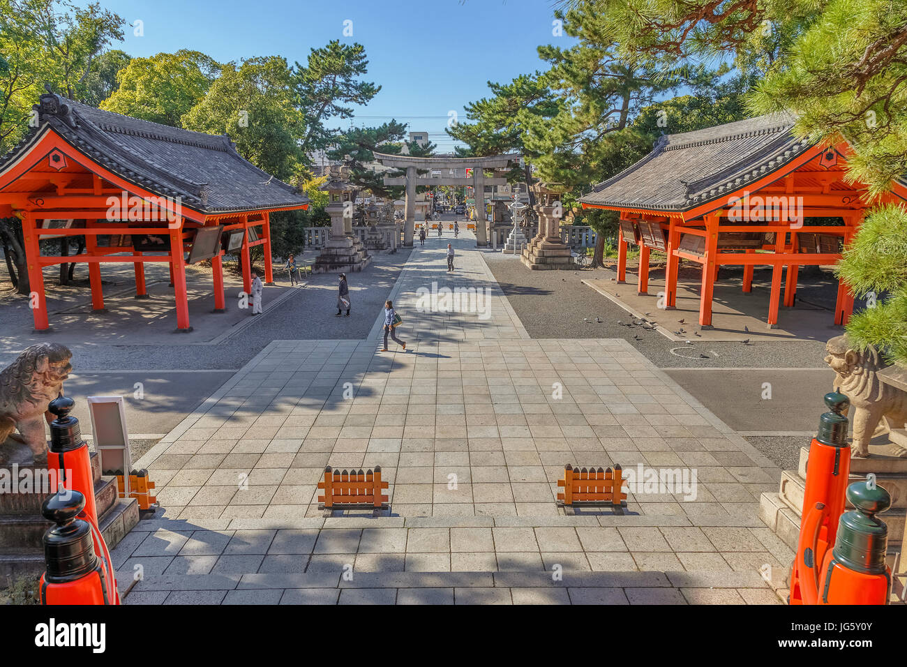 Sumiyoshi Grand Shrine (Sumiyoshi-taisha) in Osaka Stock Photo - Alamy