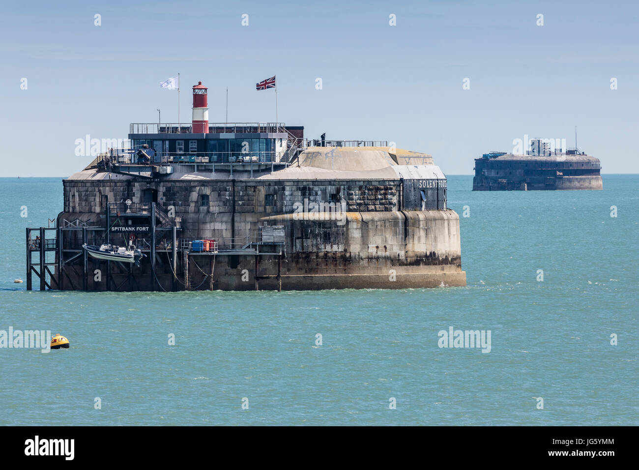 Spitbank Fort and Horse Sand Fort (in distance) in the Solent off ...