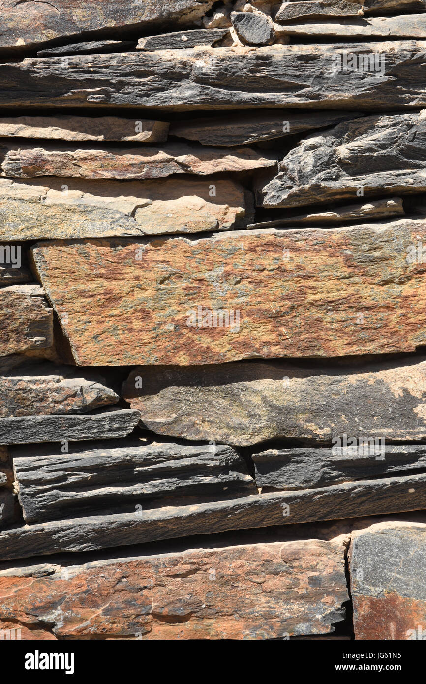 Wall of slate Stock Photo - Alamy