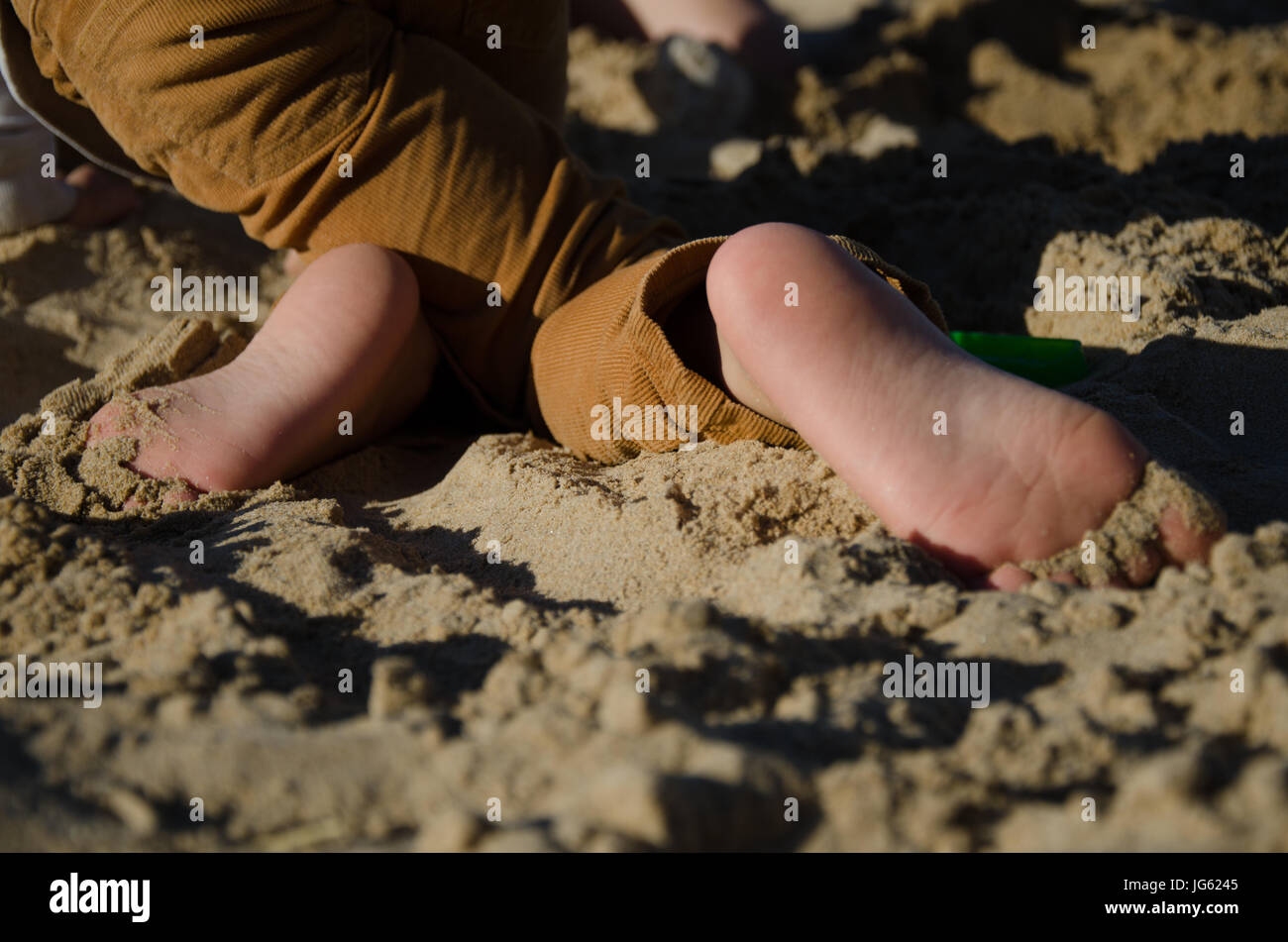 Child feet hi-res stock photography and images - Alamy