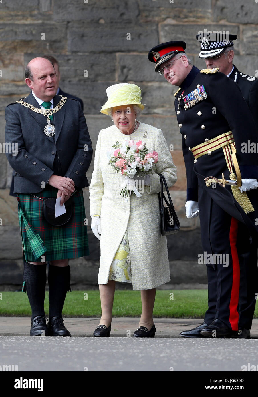 Queen Elizabeth II with Edinburgh's Lord Provost Frank Ross (left) and ...