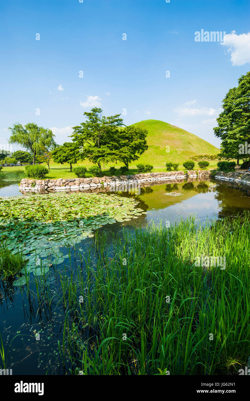 Korean monarchs hi-res stock photography and images - Alamy