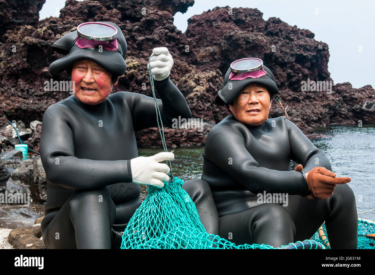 Haenyeo, the famous female divers on the Unesco world heritage sight ...
