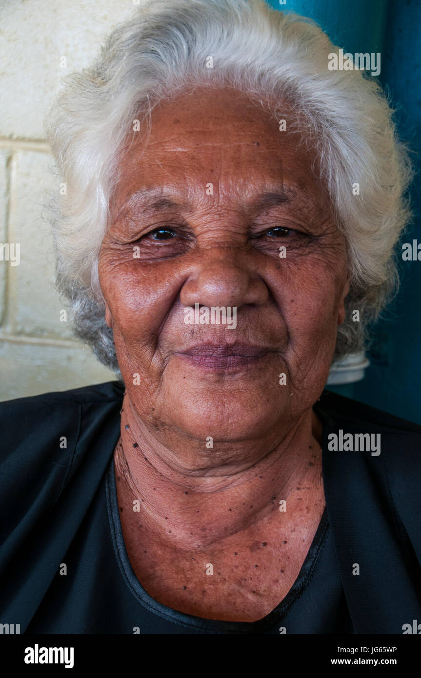 Woman tonga hi-res stock photography and images - Alamy