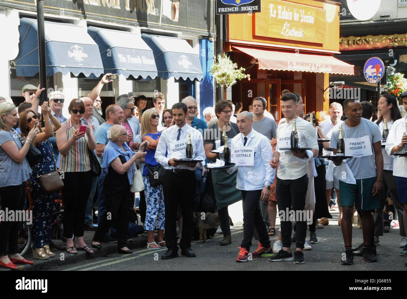 Waiters running race hi-res stock photography and images - Alamy