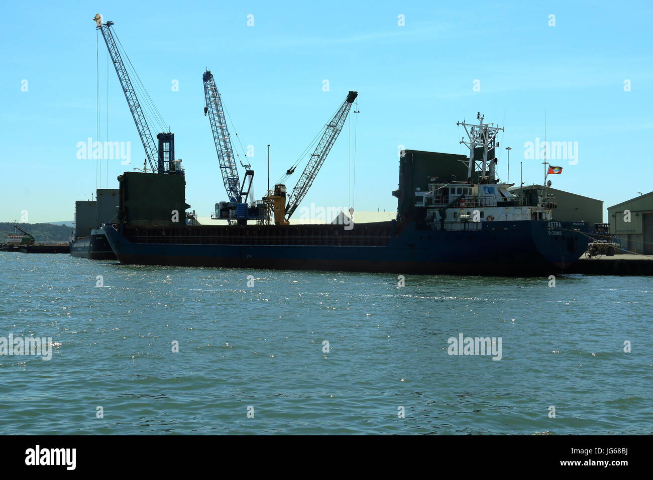 Poole docks hi-res stock photography and images - Alamy
