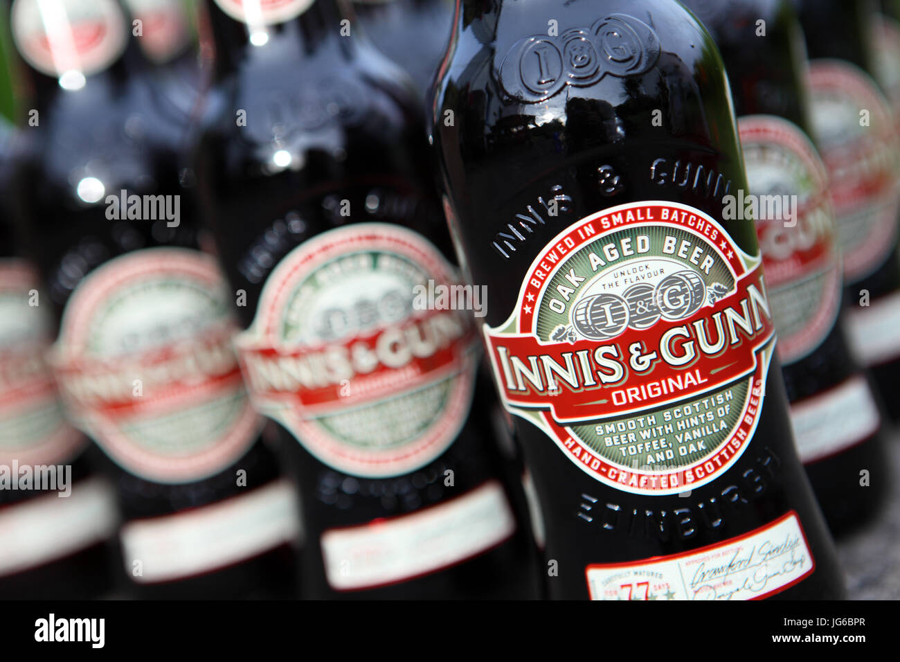 Innis & Gunn hand crafted Scottish beer Stock Photo - Alamy