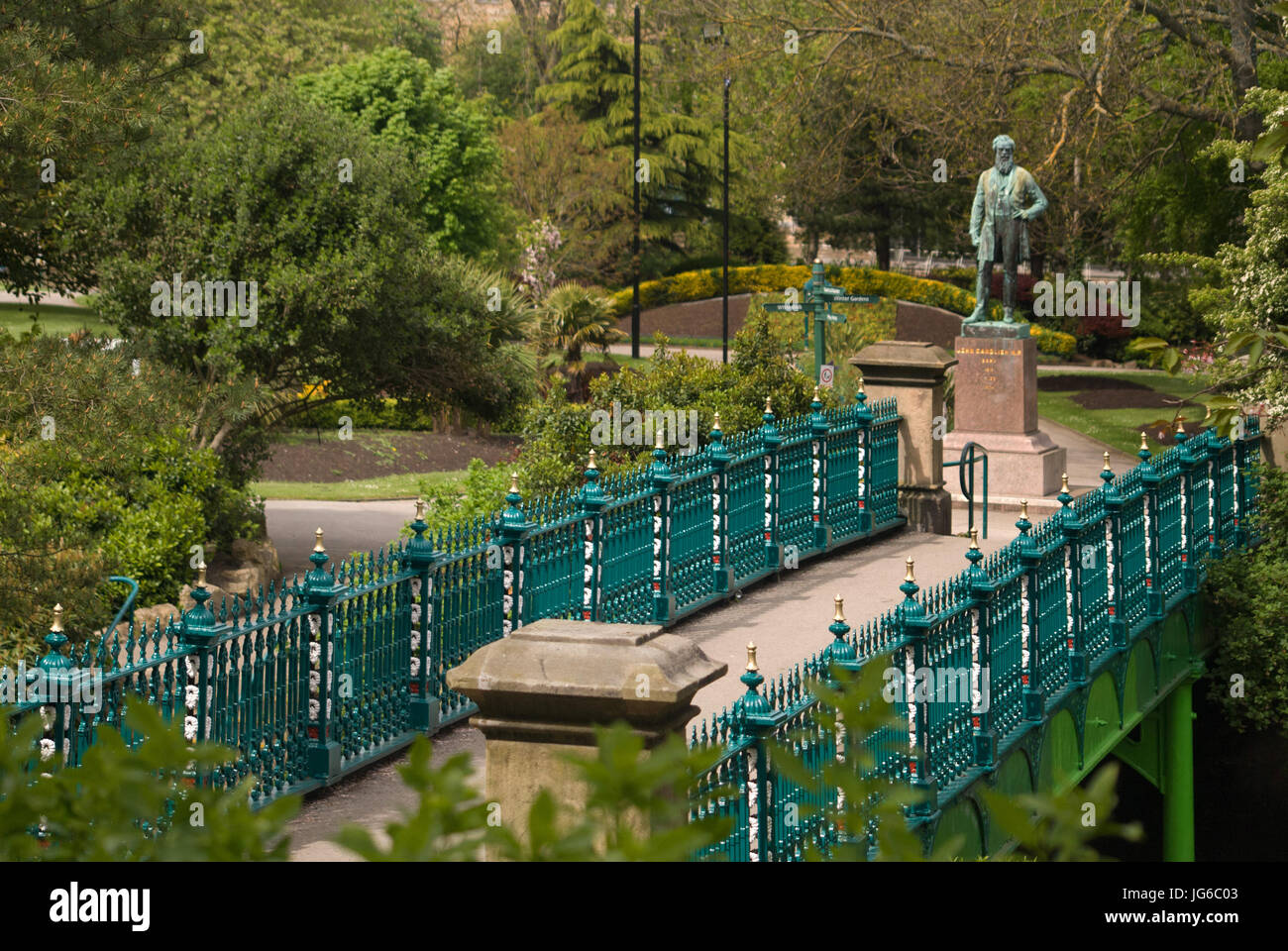 Victorin bridge and Bronze statue of John Candlish in Mowbray Park ...