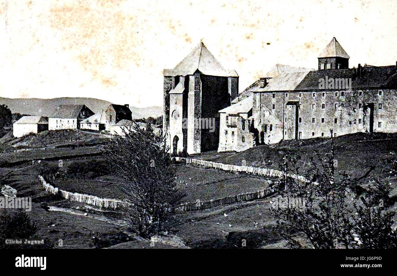 Roncevaux hi-res stock photography and images - Alamy