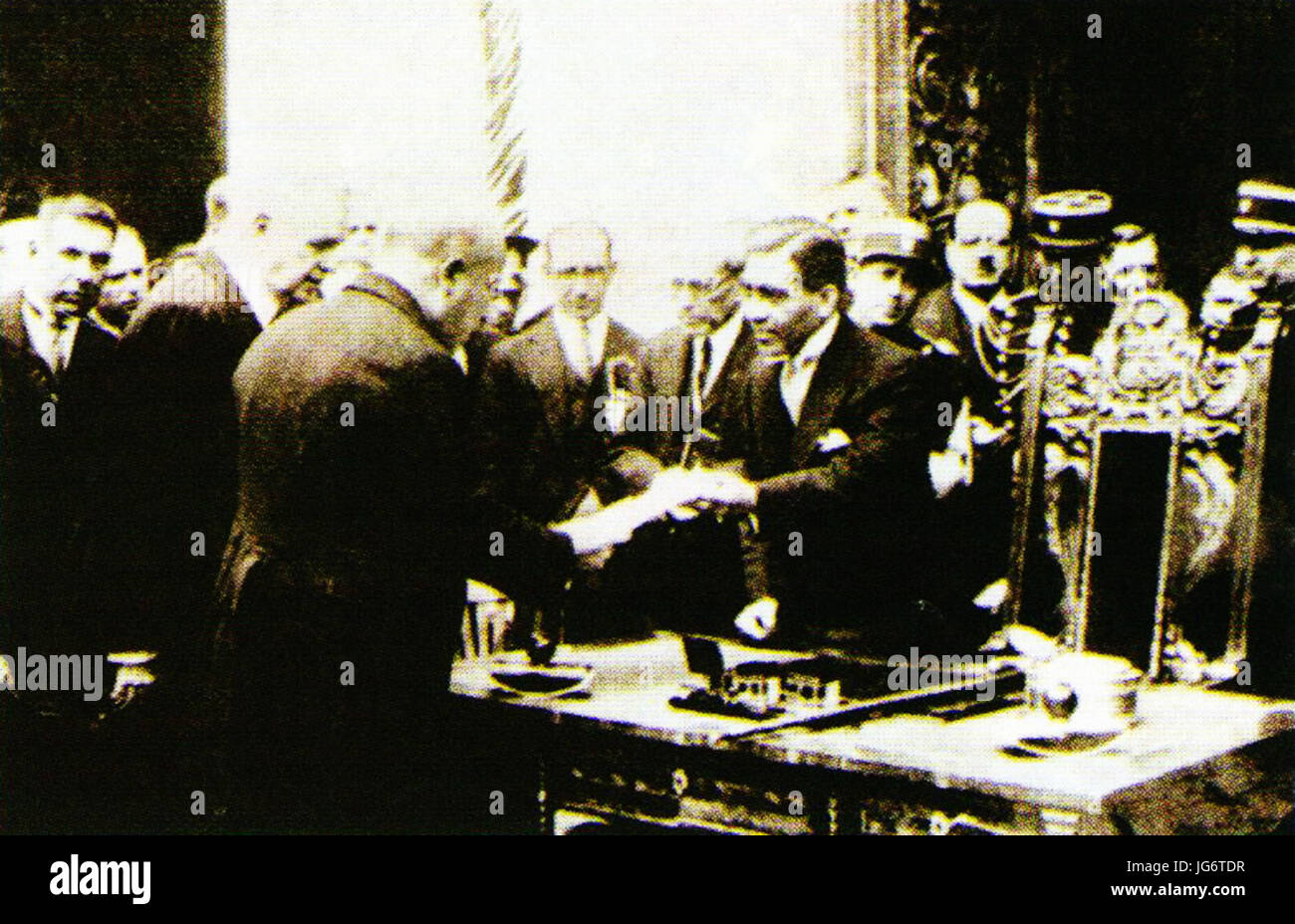 Sánchez Cerro - Constitución de 1933 Stock Photo - Alamy