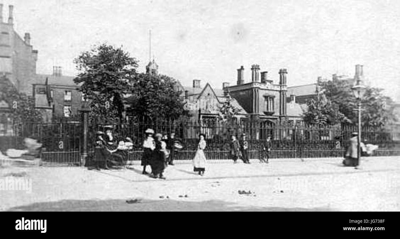 Sculcoates Union Workhouse 28c.191329 from near Beverley Road Fountain ...
