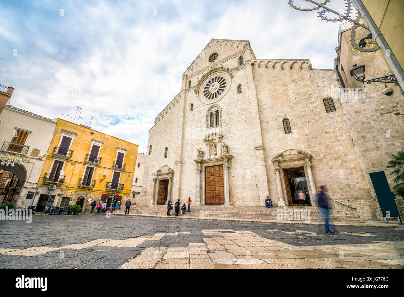Cathedral of San Sabino in the city center of Bari, Puglia, Italy Stock ...