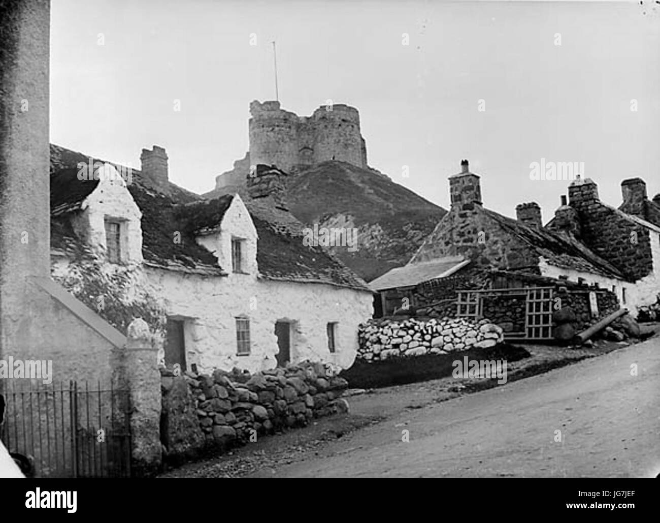 Cricieth hi-res stock photography and images - Alamy