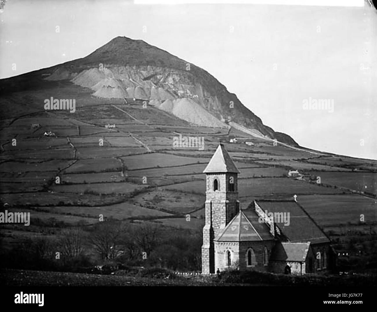 Trefor quarry hi-res stock photography and images - Alamy