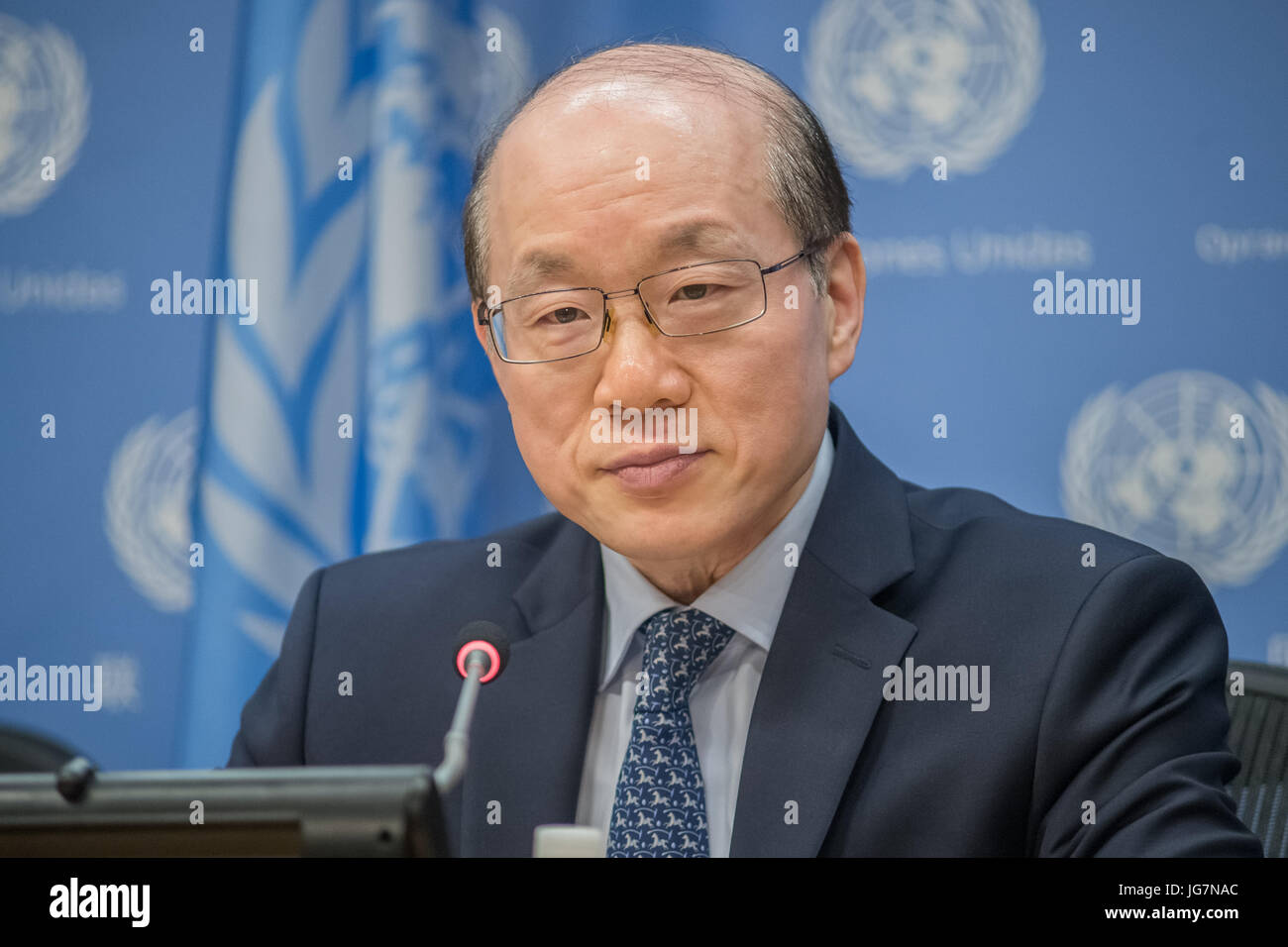 United nations chinese permanent hi-res stock photography and images ...