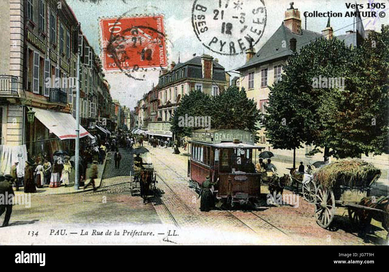 Tramway de Pau années 1900 Stock Photo - Alamy