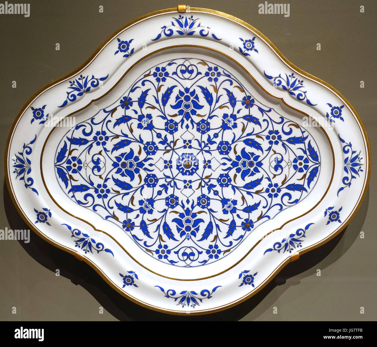 This porcelain tray, produced by the Sèvres Porcelain Factory in 1854 ...