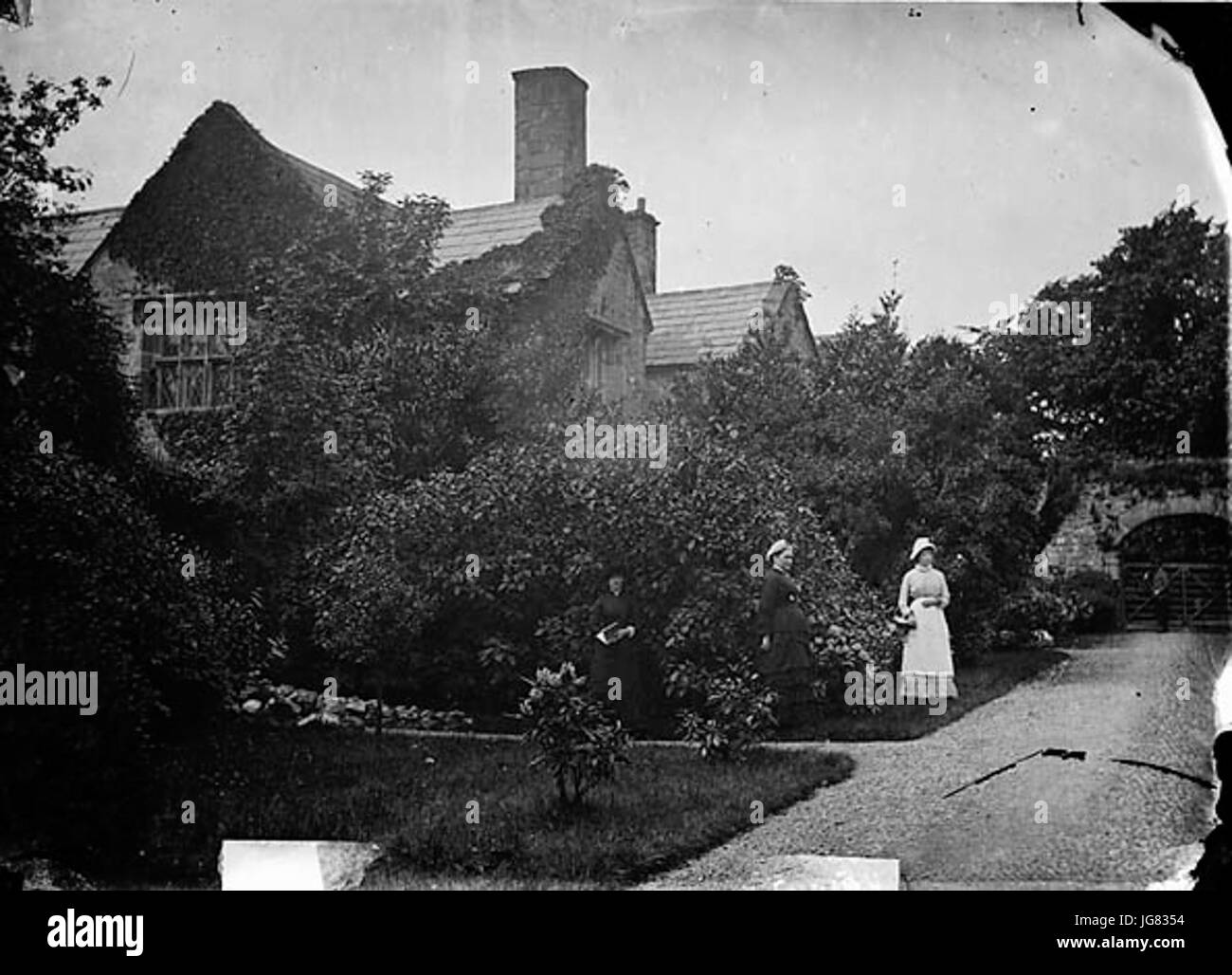 Gardening library Black and White Stock Photos & Images - Alamy