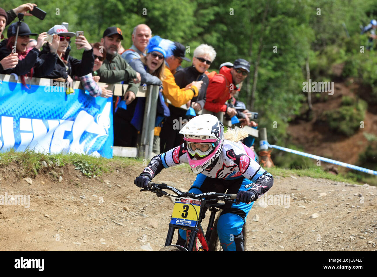 Fort William, Scotland. 4th June, 2017. Tracey Hannah at the Mountain ...