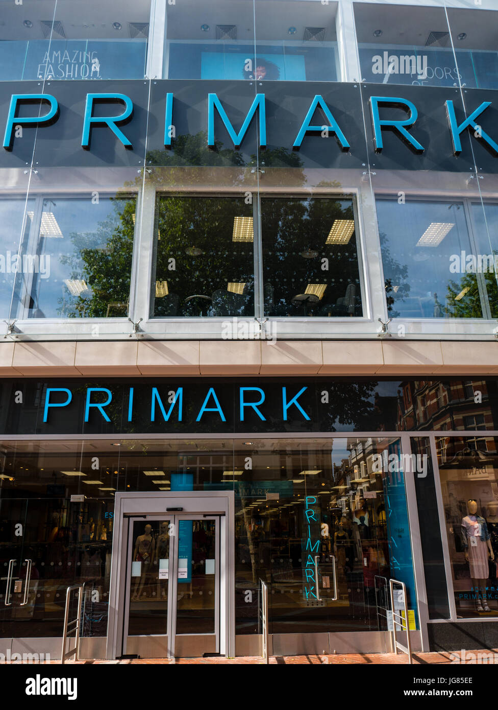 Primark new store hi-res stock photography and images - Alamy