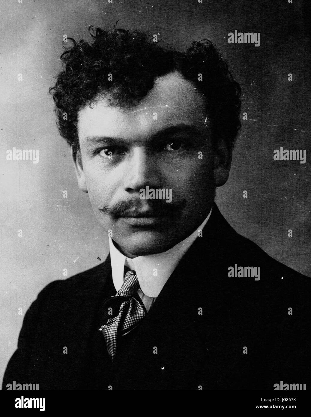 Victor Hémery 1910 Stock Photo - Alamy