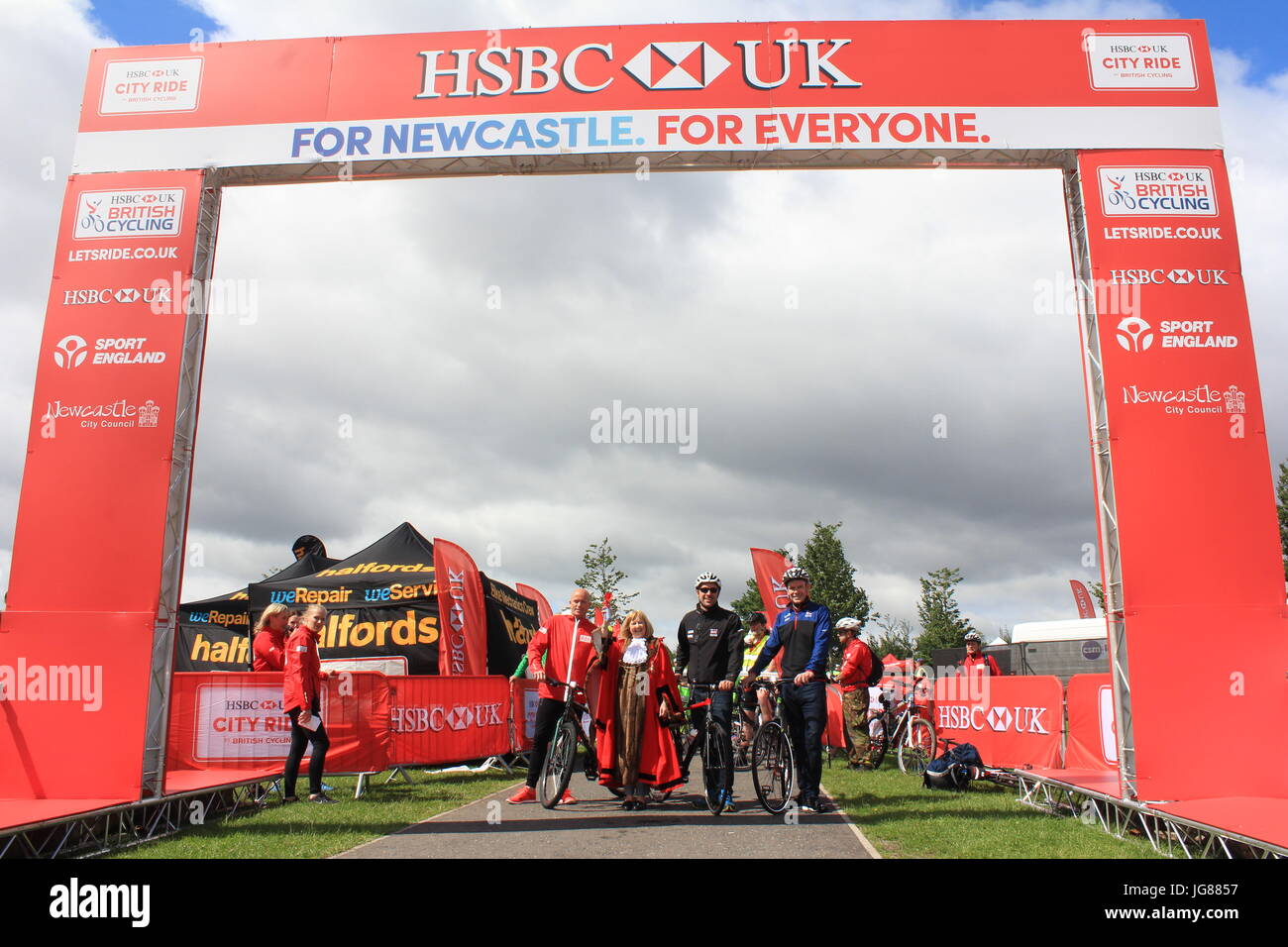 Newcastle, UK. 2nd Jul, 2017. Newcastle city bike ride, Olympic gold ...