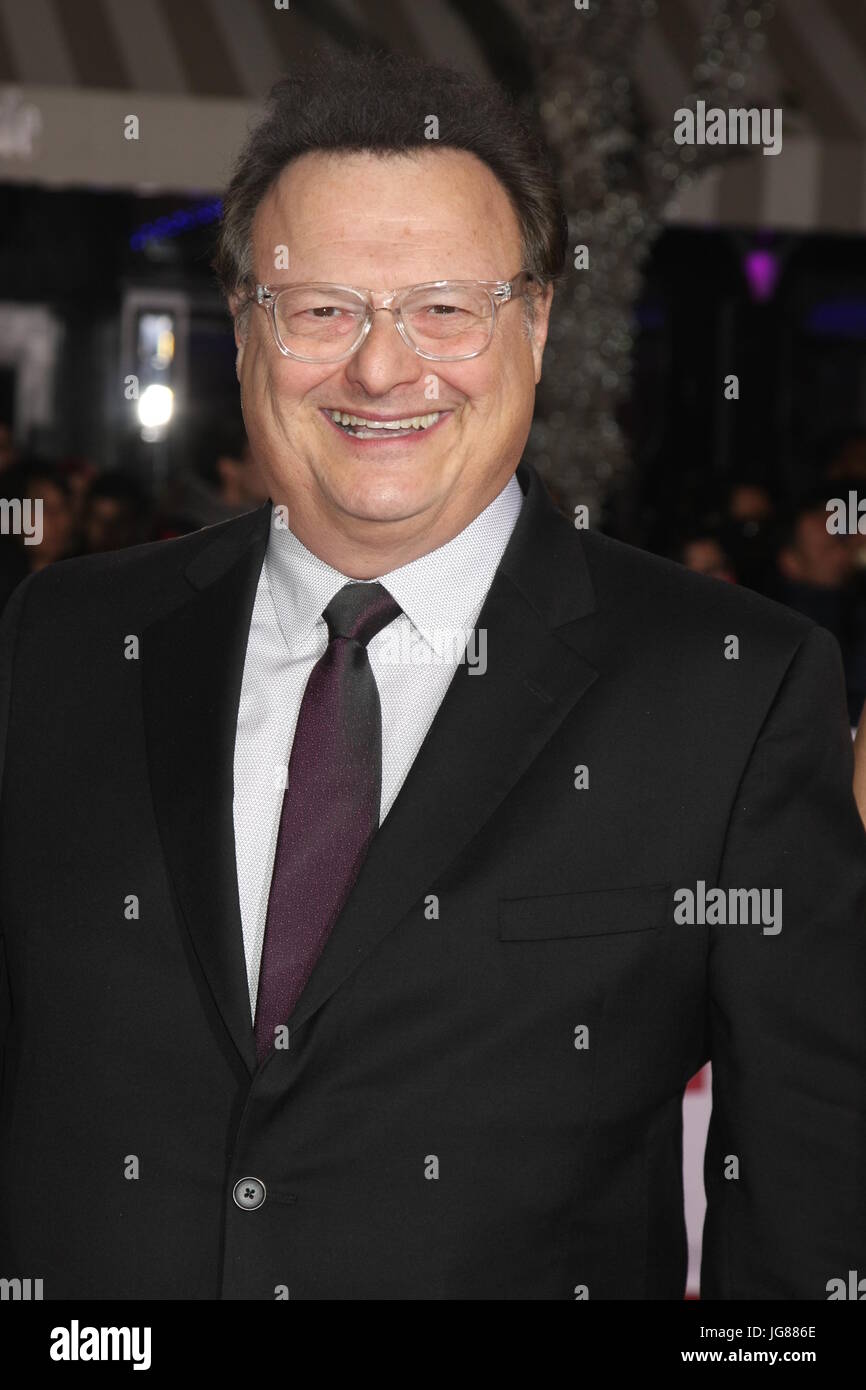 Wayne knight hi-res stock photography and images - Alamy