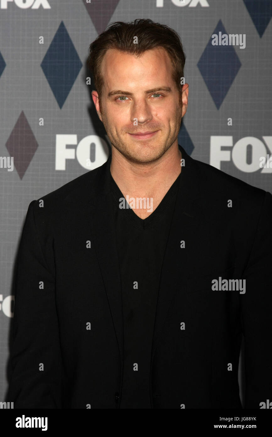 Robert Kazinsky High Resolution Stock Photography and Images - Alamy