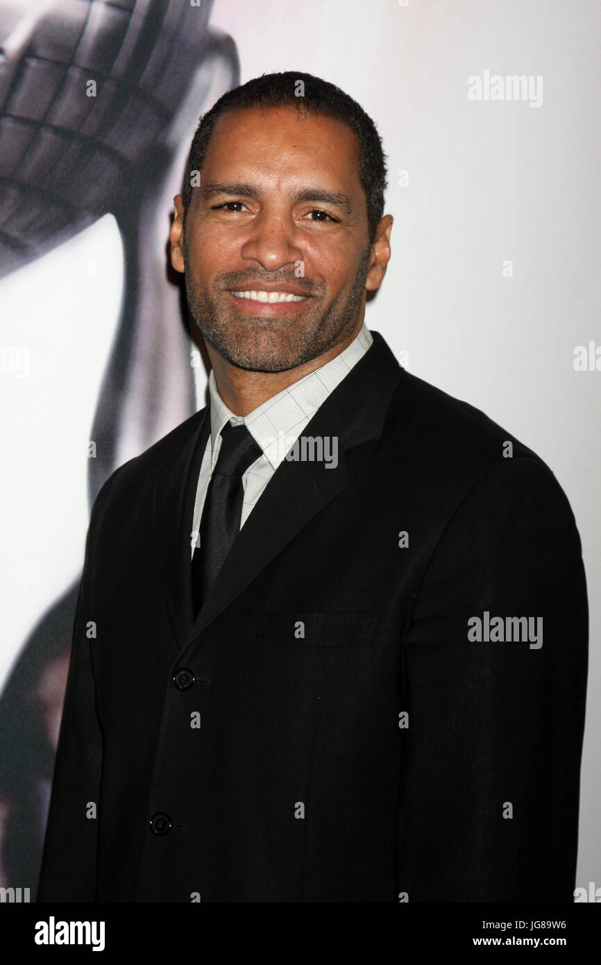 Beverly Hills, CA, USA. 23rd Jan, 2016. LOS ANGELES - JAN 23: Patrick ...