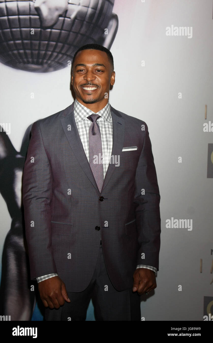 Beverly Hills, CA, USA. 23rd Jan, 2016. LOS ANGELES - JAN 23: RonReaco ...