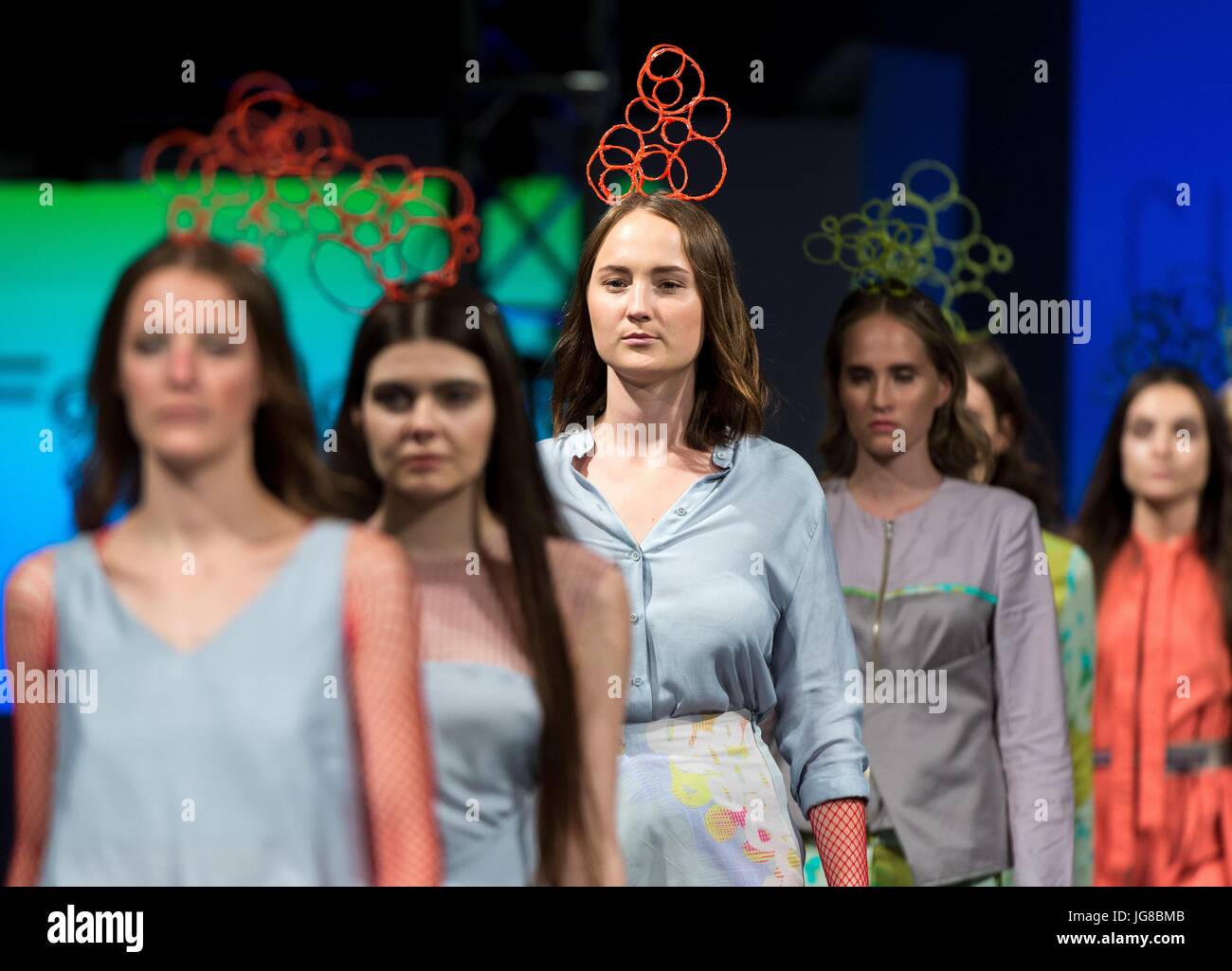 Berlin, Germany. 3rd July, 2017. Models wear clothes designed by Clara ...