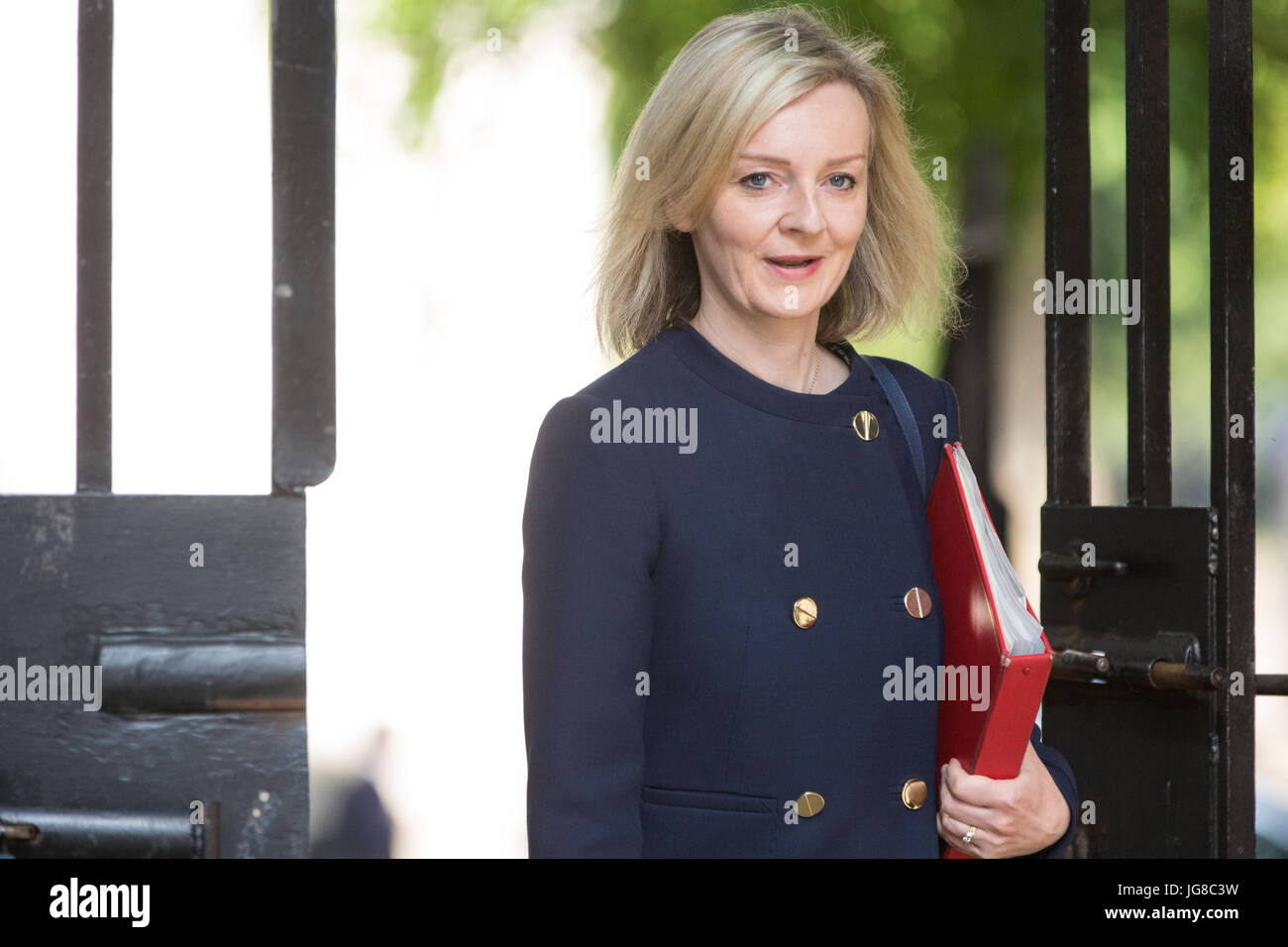Liz truss 2017 hi-res stock photography and images - Alamy