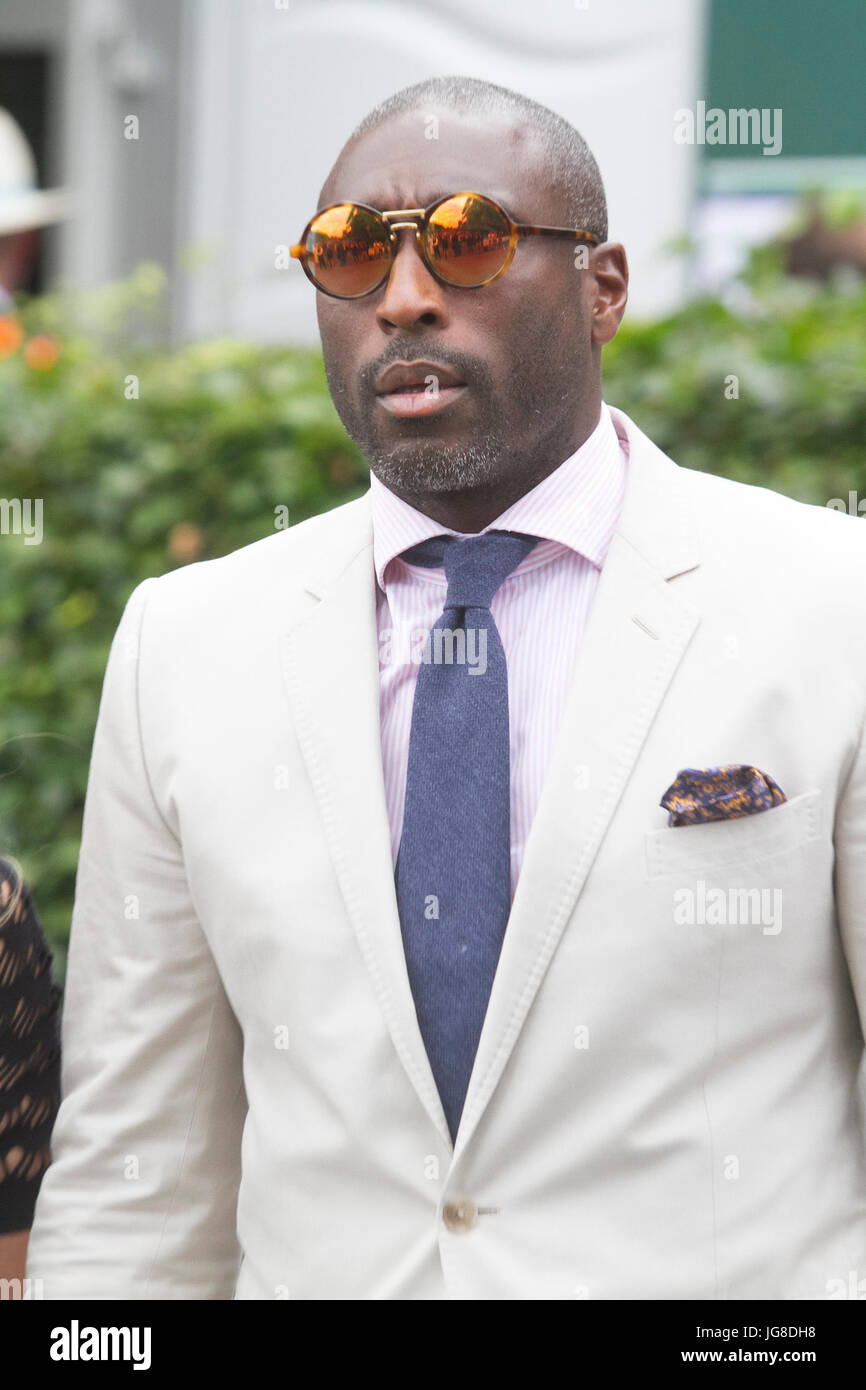 Sol campbell hi-res stock photography and images - Alamy