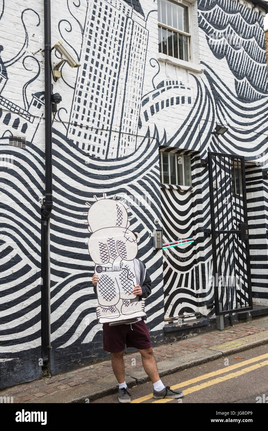 London, UK. 4th July, 2017. An activist from London Palestine Action ...