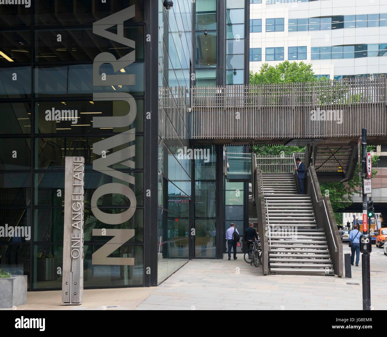 Nomura london hi-res stock photography and images - Alamy