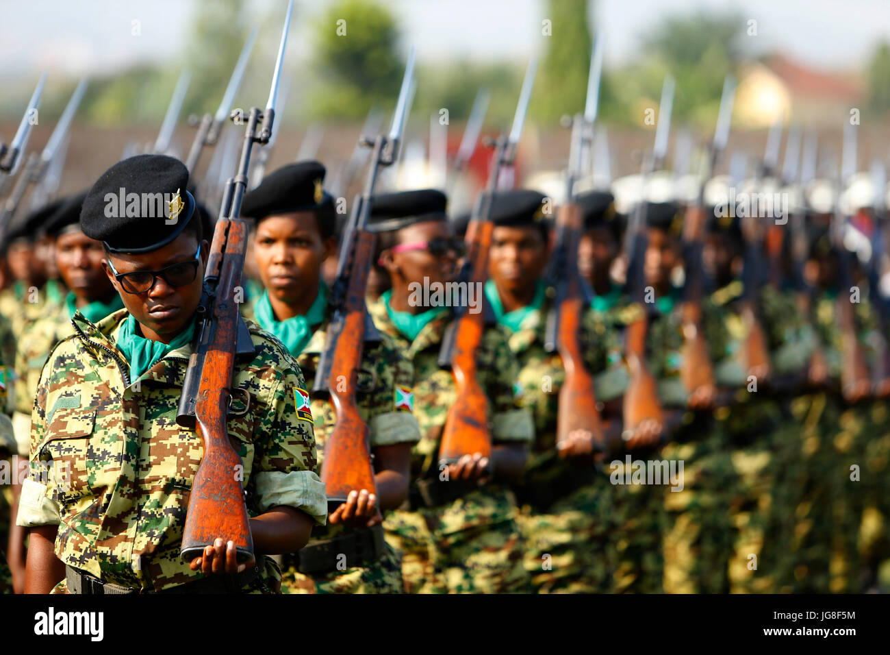 Bujumbura, Burundi. 1st July, 2017. Burundian soliders parade during ...